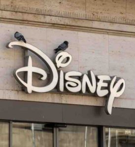 Disney : la vague «Lilo & Stitch» s’apprête à déferler dans les salles ...